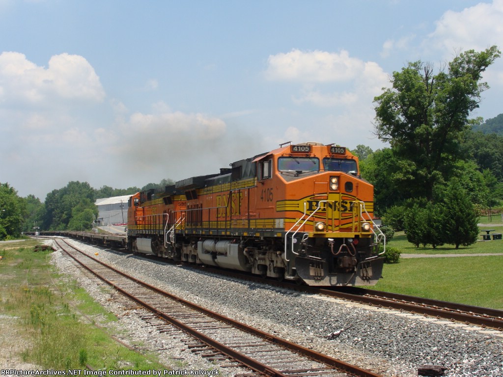 BNSF 4105